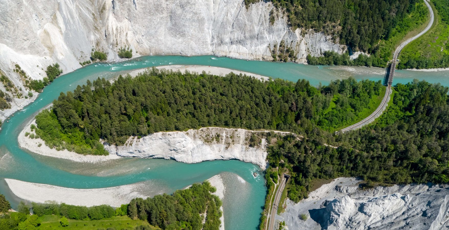 Exploring Switzerland: 8 Picturesque Swiss Rivers - Studying in Switzerland
